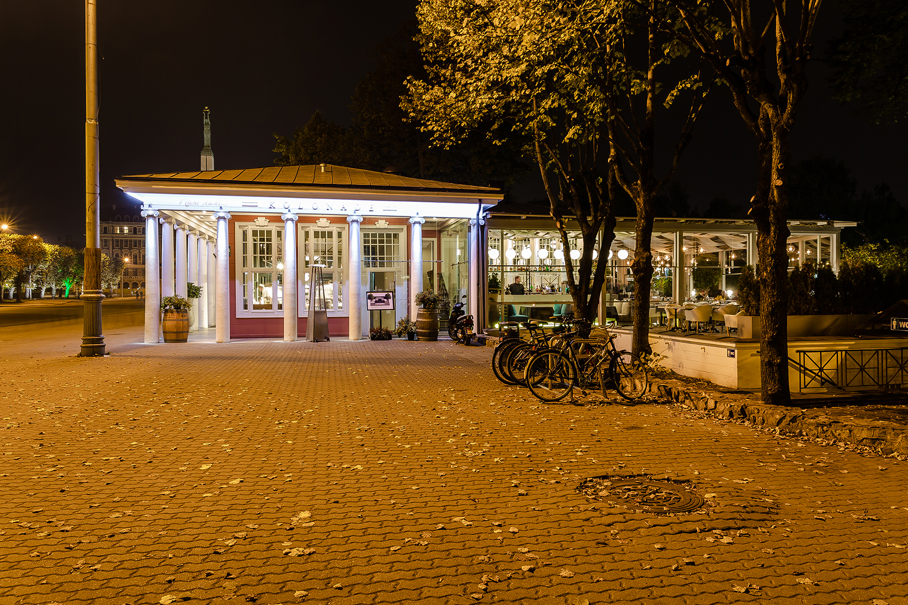 Historical Kolonade Building Turns into a Restaurant – RESTORATION | AS ...