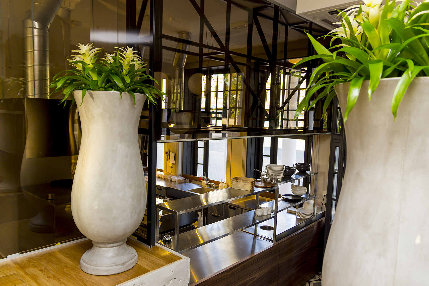 Historical Kolonade Building Turns into a Restaurant – RESTORATION | AS ...